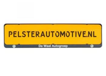 Kentekenplaathouder met eigen tekst en logo l Pelster Automotive